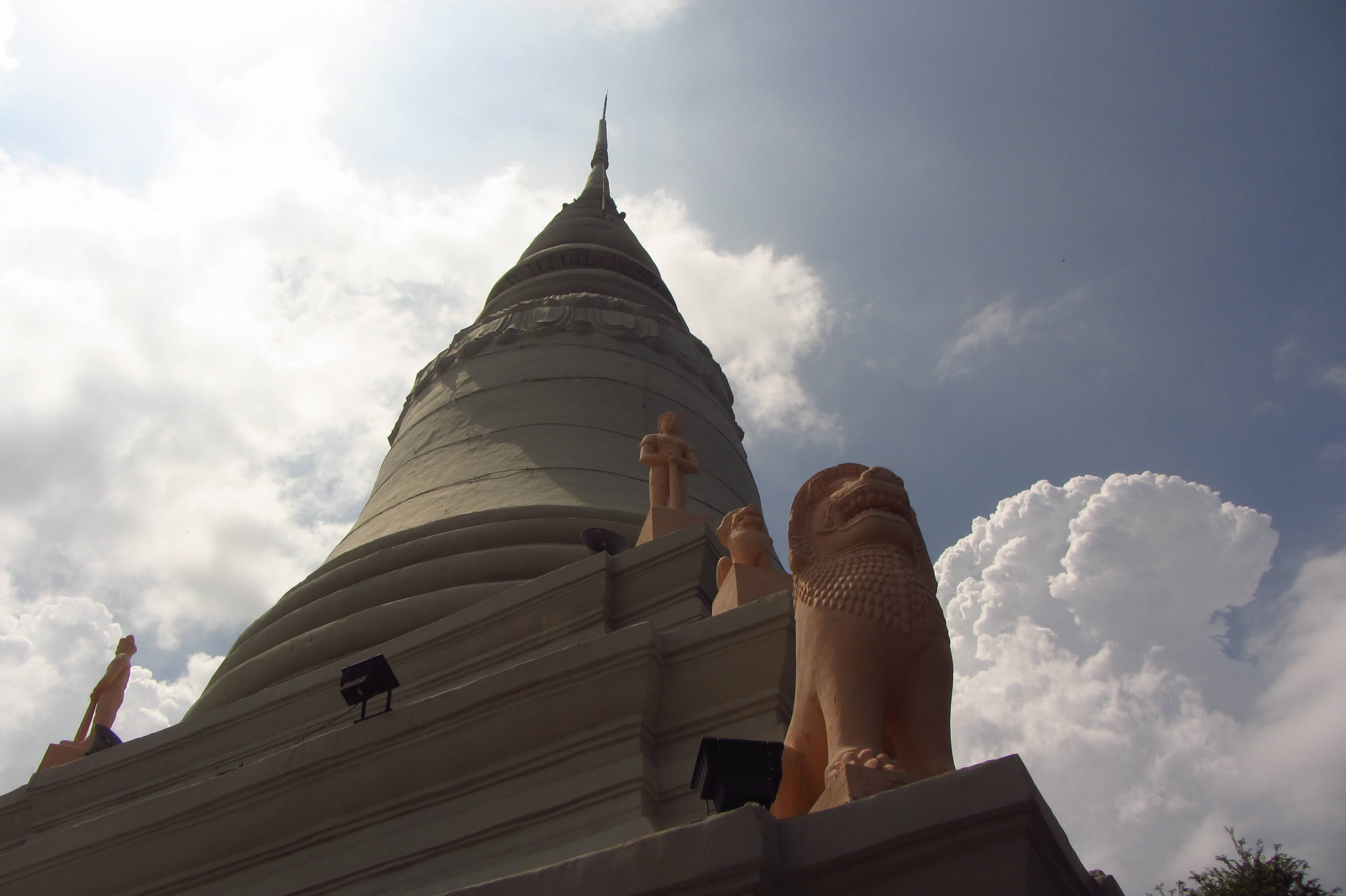 Wat Phnom - Two Can Travel